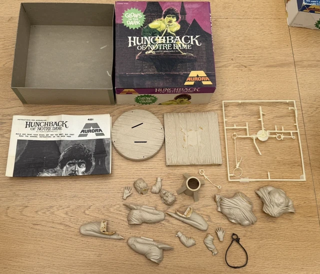 VINTAGE AURORA MODEL Kit 1969 Hunchback Of Notre Dame Complete With ...