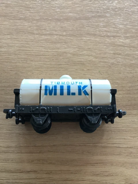 VINTAGE ERTL THOMAS the Tank Engine and Friends Tidmouth Milk Tanker ...