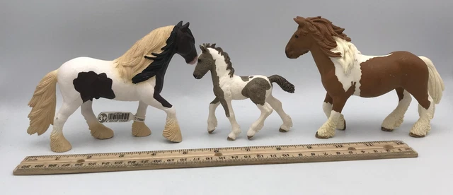 SCHLEICH DRAFT HORSE TINKER FAMILY Pinto Stallion Mare & Foal Figures ...