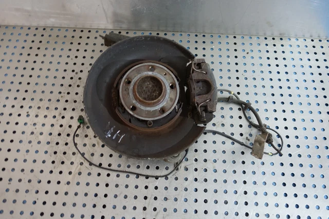 VOLVO V70 2 Wheel Hub Axle Knuckle Rear Right £37.80 - PicClick UK