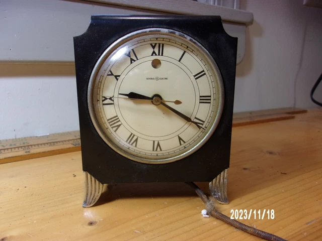 WORKS GREAT ANTIQUE Footed 1920'S General Electric Clock Bakelite Metal ...