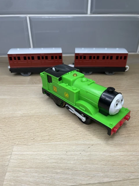 TOMY TRACKMASTER THOMAS The Tank Engine Battery Train Oliver And ...