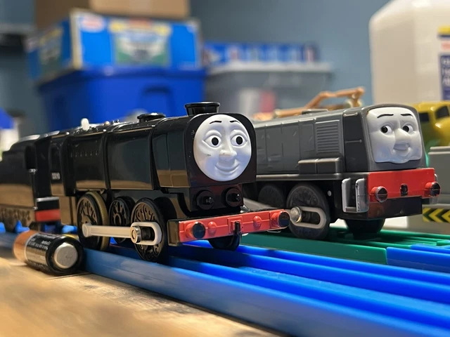 RARE PLARAIL TOMY Trackmaster Neville And Dennis! GREAT CONDITION! EUR ...