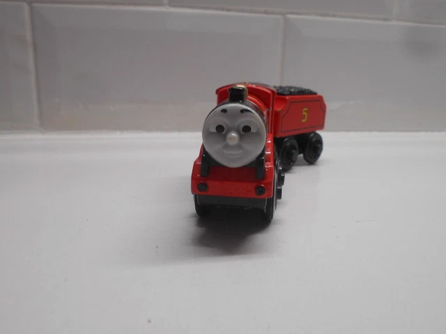 BATTERY OPERATED JAMES for brio/wooden thomas the tank engine train ...