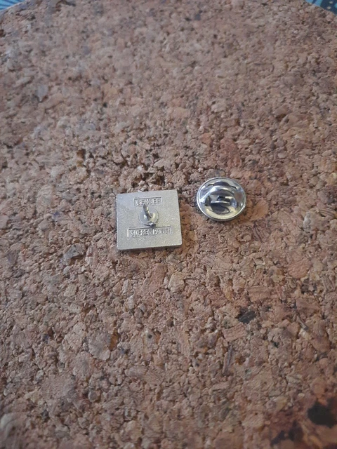 PIN'S CAISSE D'ÉPARGNE Banque Bank Argent Monney ATM - Pin Pins Badge ...