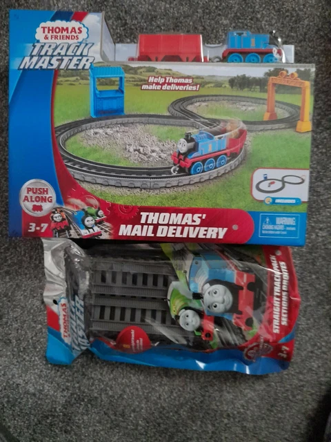 THOMAS FRIENDS TRACKMASTER .Thomas Mail Delivery Train set with Extra ...
