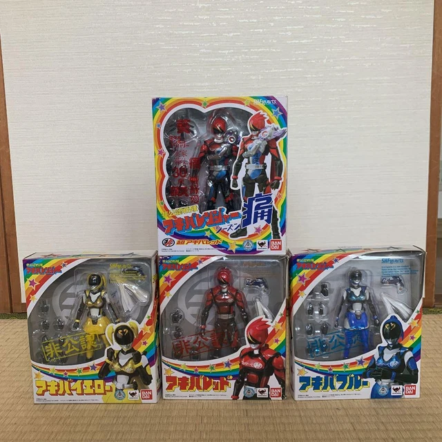 POWER RANGERS SUPER Sentai Akibaranger Figure 4p Set S.H. Figuarts ...