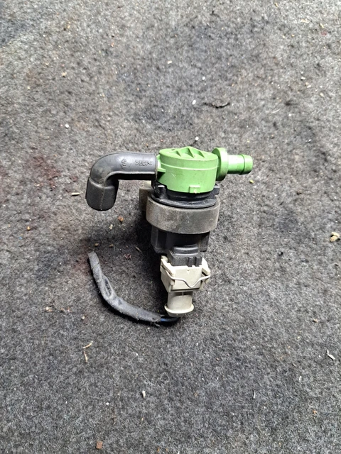 C5 MERCEDES W203 Compr. BJ03 la Válvula de Solenoide Vacío A 0004703293 ...