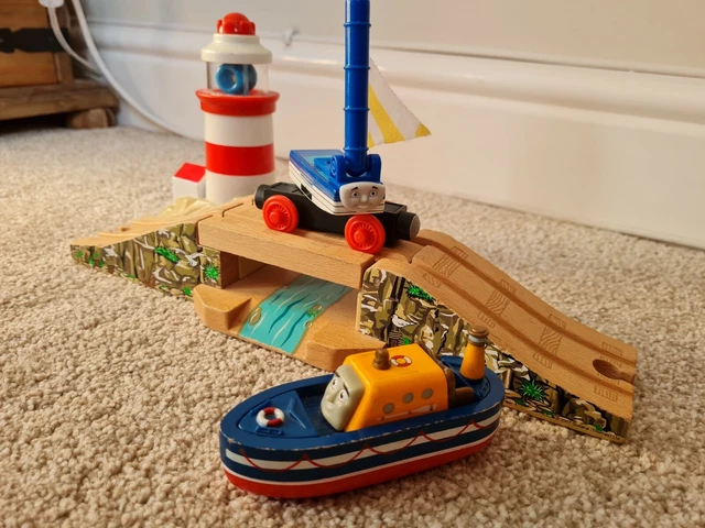 THOMAS THE TANK engine Wooden Lighthouse £35.00 - PicClick UK