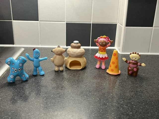 CBEEBIES IN THE Night Garden Plastic Magazine Toys Bundle Of Figures £ ...