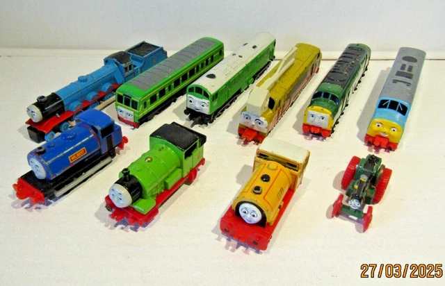 THOMAS THE TANK Engine & Friends ERTL Bundle of 10 Vintage Toy Trains ...