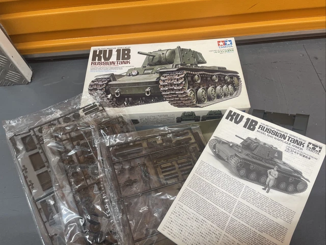 RUSSIAN TANK KV-1B 1940 W/Applique Armour Tamiya 35142 1/35 Model Kit £ ...