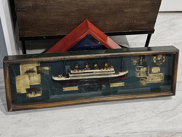 VINTAGE TITANIC 1912 3D Shadow Box Ship on Glass Display Case £46.55 ...