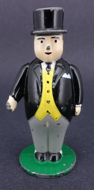 ERTL VINTAGE THOMAS And Friends Fat Controller And Station Porter ...