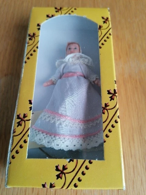 VICTORIAN DOLLS HOUSE Joint Girl Figure 1/12 Scale By Del Prado New ...