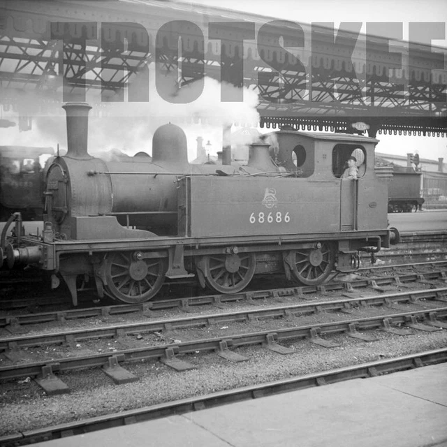 LARGER NEGATIVE BR British Railways Steam Loco 68686 Class J72 York ...