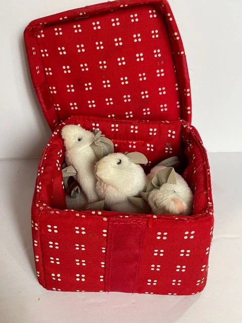 FOLKMANIS FOLKTAILS 3 Tiny Furry Mice in a Red Gift Box Finger Puppets ...