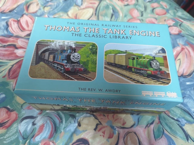 THOMAS THE TANK Engine: The Classic Library by W. Awdry £20.00 ...