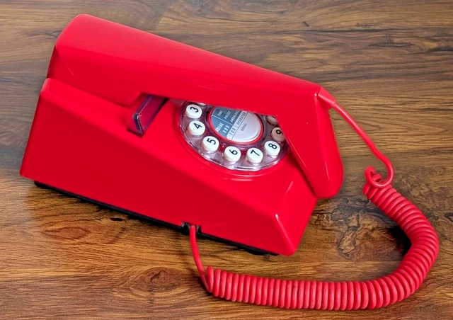 VINTAGE WILD & Wolf Trim Phone - Funky, Retro 1970's Style Red Push ...