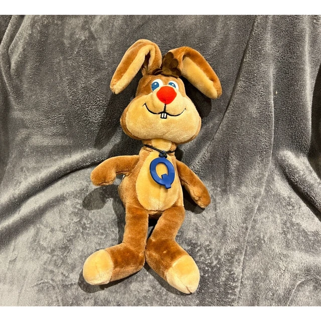 NESTLE QUICK~ QUIK Bunny Rabbit Plush 15"~Blue "Q" Necklace 1985 $16.99 ...