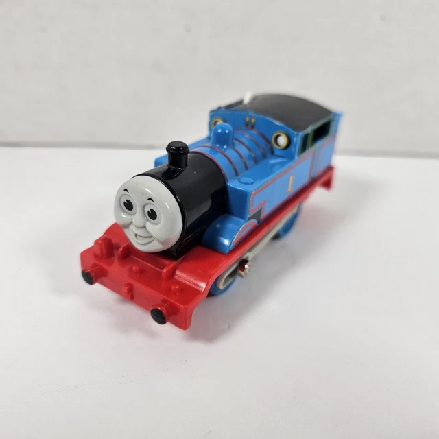 THOMAS & FRIENDS Trackmaster Thomas The Tank Engine 2006 Motorized Hit ...