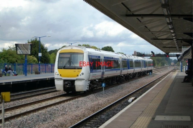 PHOTO CLASS 168 Dmu Turbo 168208 Flies Through The Middle Road At ...