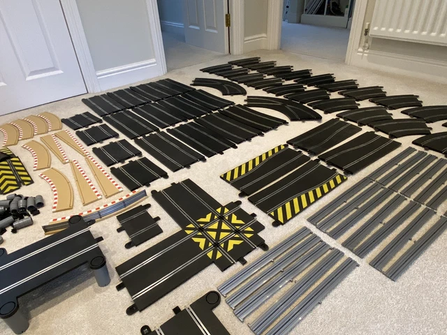 HUGE BUNDLE OF Hornby Scalextric Sport Track, Borders And Accessories £ ...