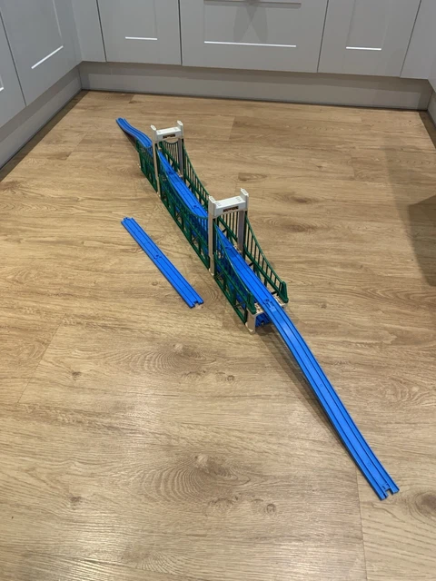 TOMY THOMAS AND Friends Road And Rail Suspension Bridge Complete £22.50 ...