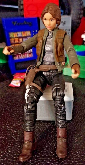 RC SCALE FEMALE Driver Jen Action Figure for Rock Crawlers Truck ...