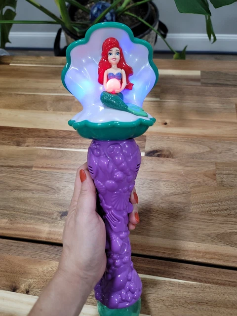 DISNEY PARKS LITTLE Mermaid Bubble Blower Wand Clam Shell Light Up ...