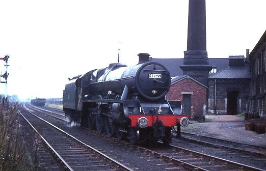 ORIGINAL COLOUR SLIDE of 45565 LMR Jubilee steam loco £3.99 - PicClick UK