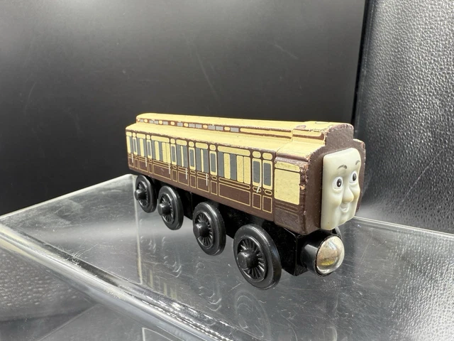 THOMAS & FRIENDS Wooden Railway Old Slow Coach Engine For Train Track ...
