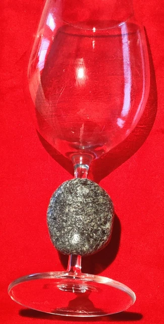 STUART VILLAGE GALLERY Art Glass Wine Glass signed by Artist $75.00 ...