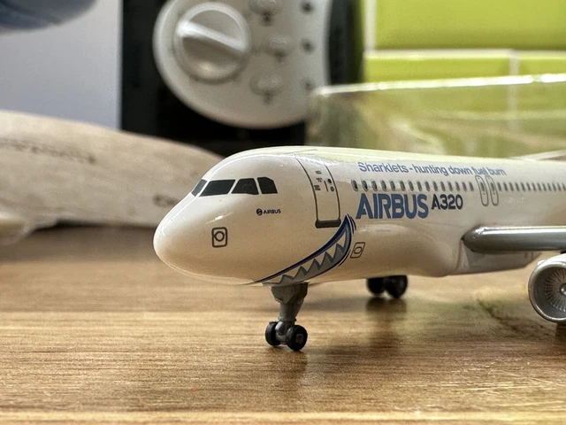 AIRBUS A320 SHARKLET Special Livery Model £0.99 - PicClick UK
