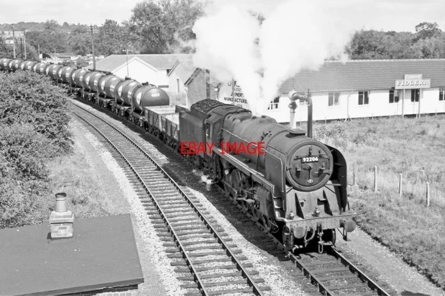 PHOTO BR Class 9F Loco No 92206 At Newbury East Jnc Dn And S 1964 £1.85 ...