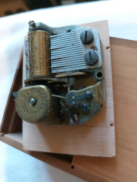 BOITE À MUSIQUE REUGÉ Ste Croix Switzerland Danube Bleu EUR 12,00 ...