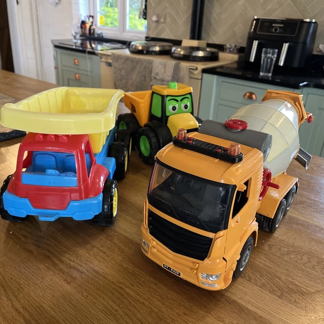 CHILD'S PLASTIC JCB Toy Dumper Truck And Cement Mixer MX5000 Bundle X 3 ...