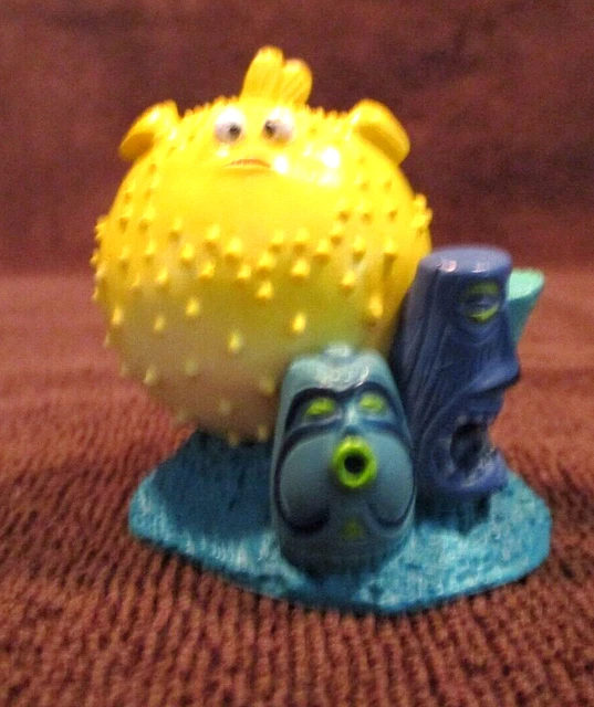 DISNEY PIXAR FINDING Nemo Bloat The Blowfish Character 2" Tall Toy ...