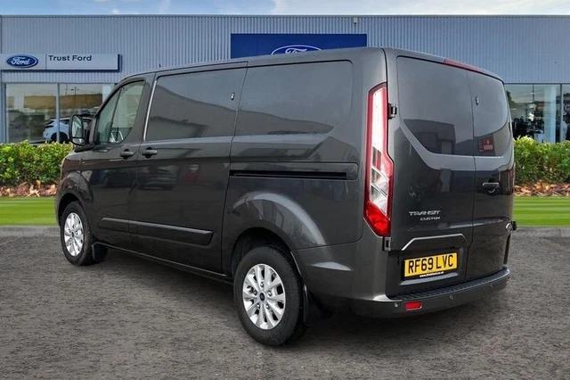 FORD TRANSIT CUSTOM 280 Limited L1 SWB FWD 2.0 EcoBlue 130ps Low Roof ...
