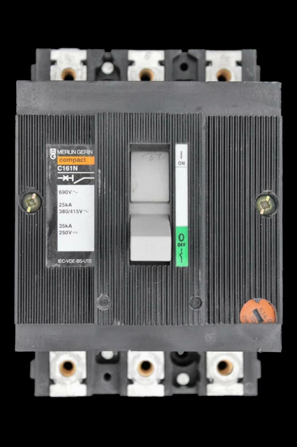 MERLIN GERIN 63 AMP 25kA TRIPLO PALO MCCB C161N EUR 116,10 - PicClick IT