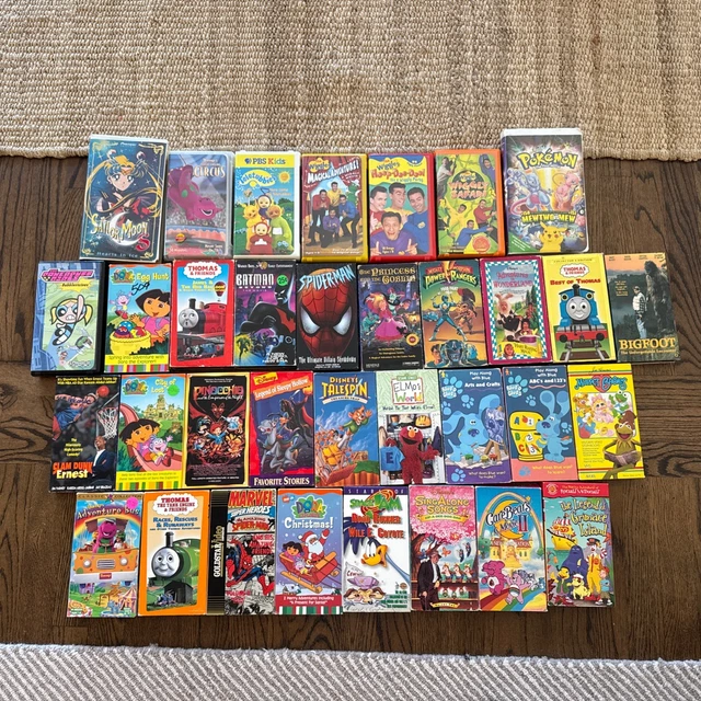 34 KIDS FAMILY Cartoons VHS Lot Sailor Moon Thomas Spider-man Barney ...