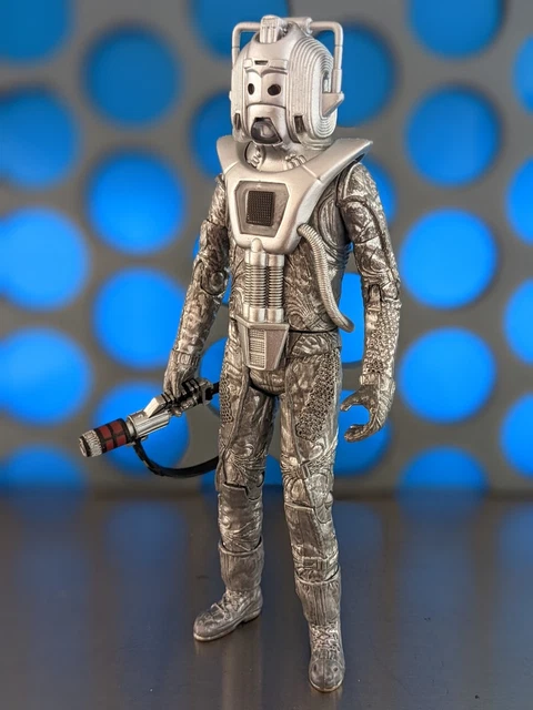 DOCTOR WHO THE Five Doctors Cyberman Cybergun Blaster Classic Loose 5 ...