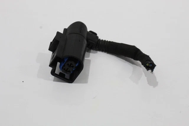 VW GOLF 5K Mk6 2 Pin Wiring Connector and Short Length of Wire ...