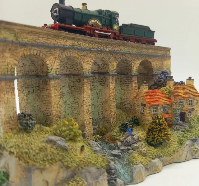 N SCALE GAUGE Loco Train Diorama Model Railway Viaduct Bridge Scenery ...