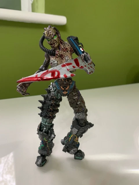 QUAKE II RESAURUS Modellino Alien Strogg Iron Maiden Rara EUR 19,76 ...