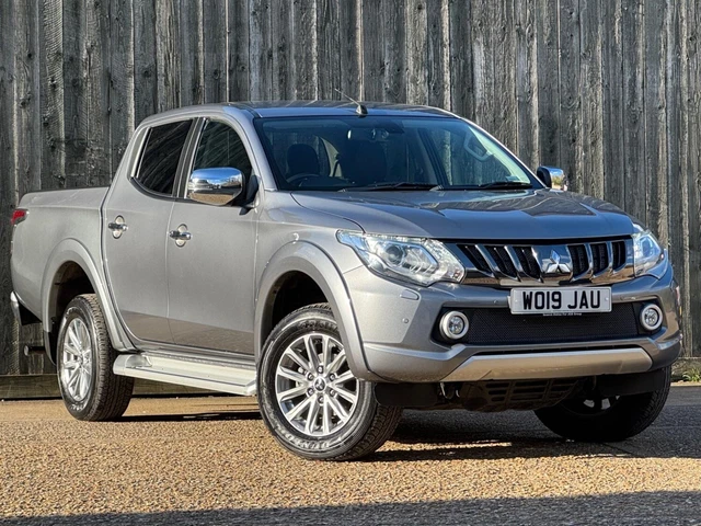 2019 MITSUBISHI L200 Double Cab DI-D 178 Barbarian 4WD Auto PICK UP ...