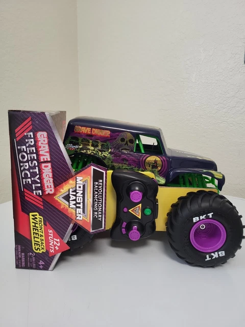MONSTER JAM GRAVE Digger Freestyle Force RC Monster Truck échelle 1:15 neuf. 167 EUR 38,54 ...