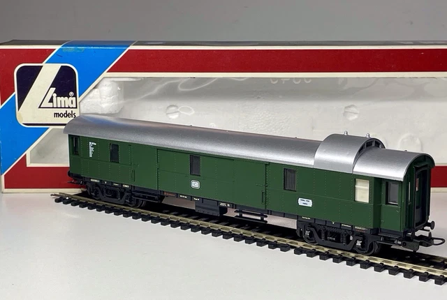LIMA HO SCALE 309349 German DB Express Baggage Coach in Green 105 142 ...