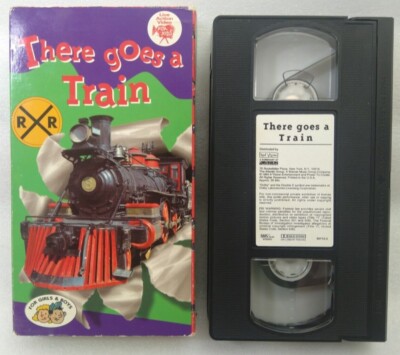 VHS THERE GOES a Train (VHS, 1994, Slipsleeve) avec VHS GRATUIT sur les ...