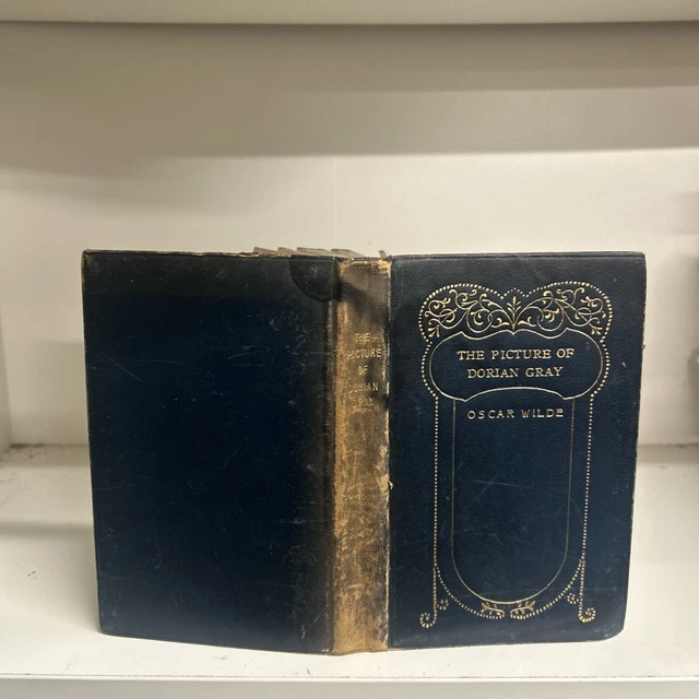 THE PICTURE OF Dorian Gray (Penguin Popular Classics) By Oscar Wilde £2 ...